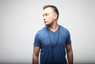 Mike Parra · Artist Profile