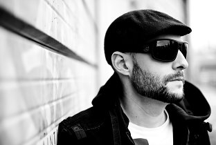 Natron · Artist Profile