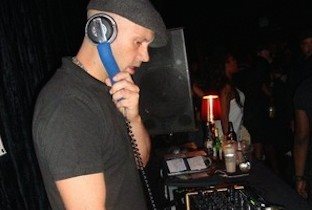 Neil Pierce · Artist Profile