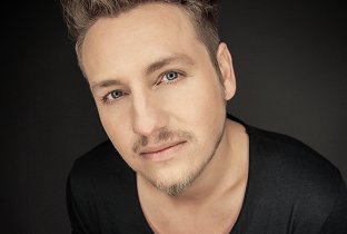 Pascal Dior · Artist Profile