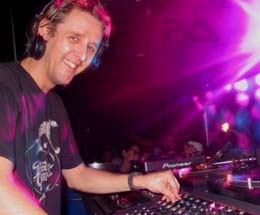 Pee Wee Ferris · Artist Profile