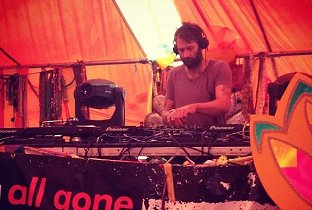 Pete Callard · Artist Profile