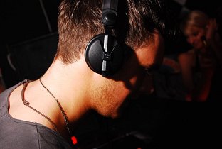 Peter Freeman · Artist Profile