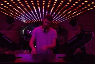 Robin Cook · Artist Profile