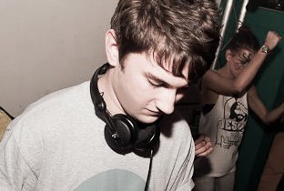 Sam Wallace (uk) · Artist Profile