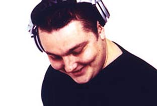 Simon Raine's Instagram, Twitter & Facebook on IDCrawl