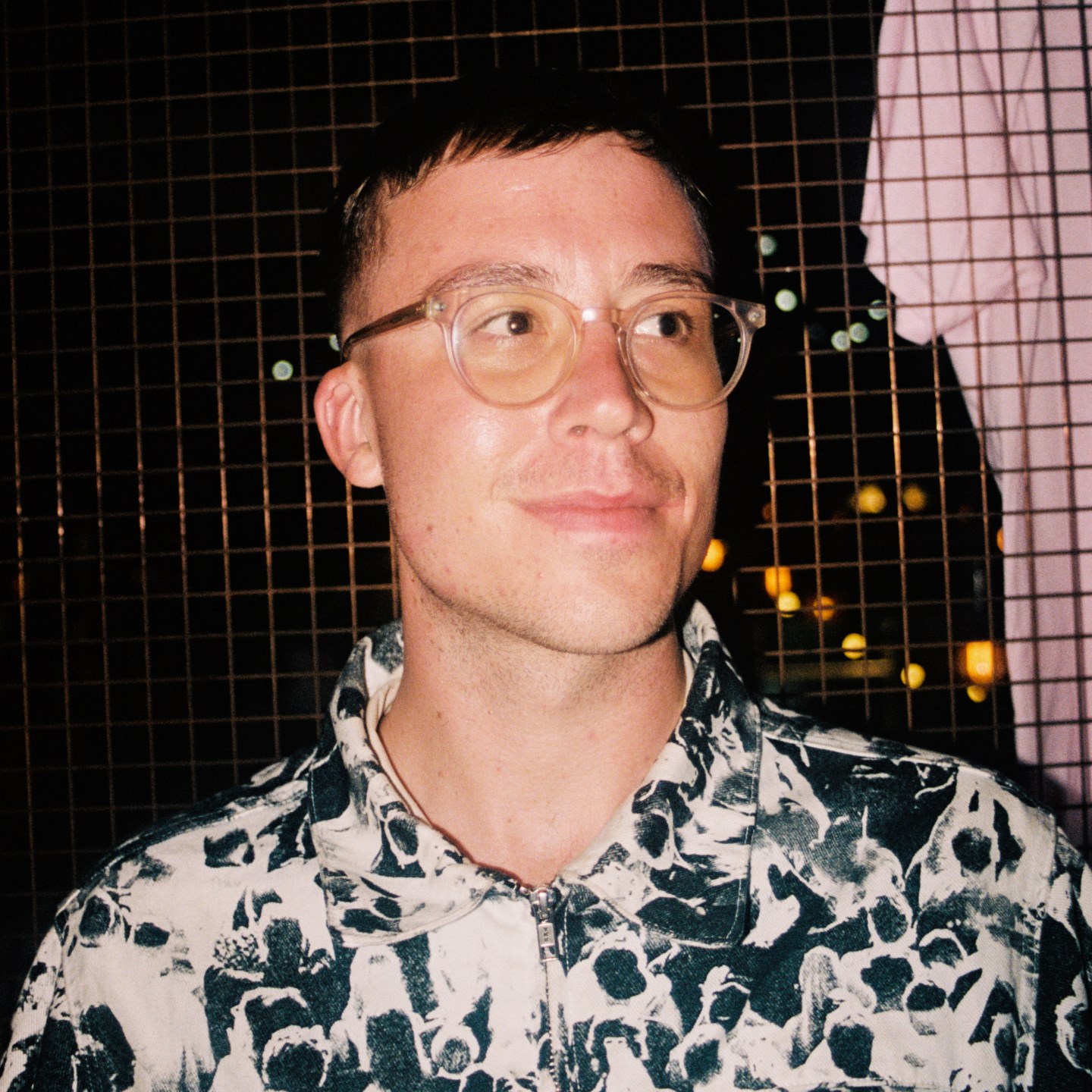 Elvé · Artist Profile