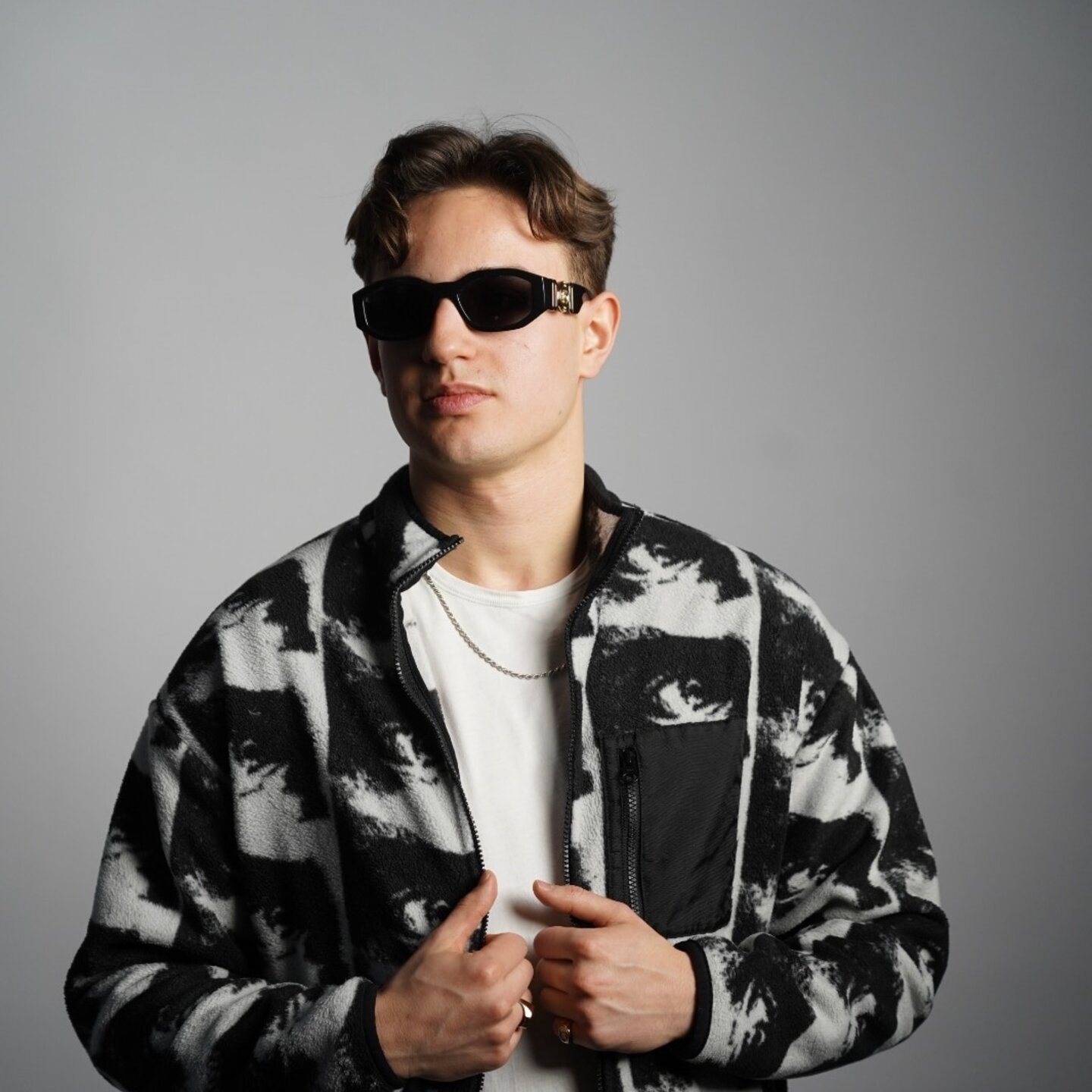 __Poppy__ · Biografie