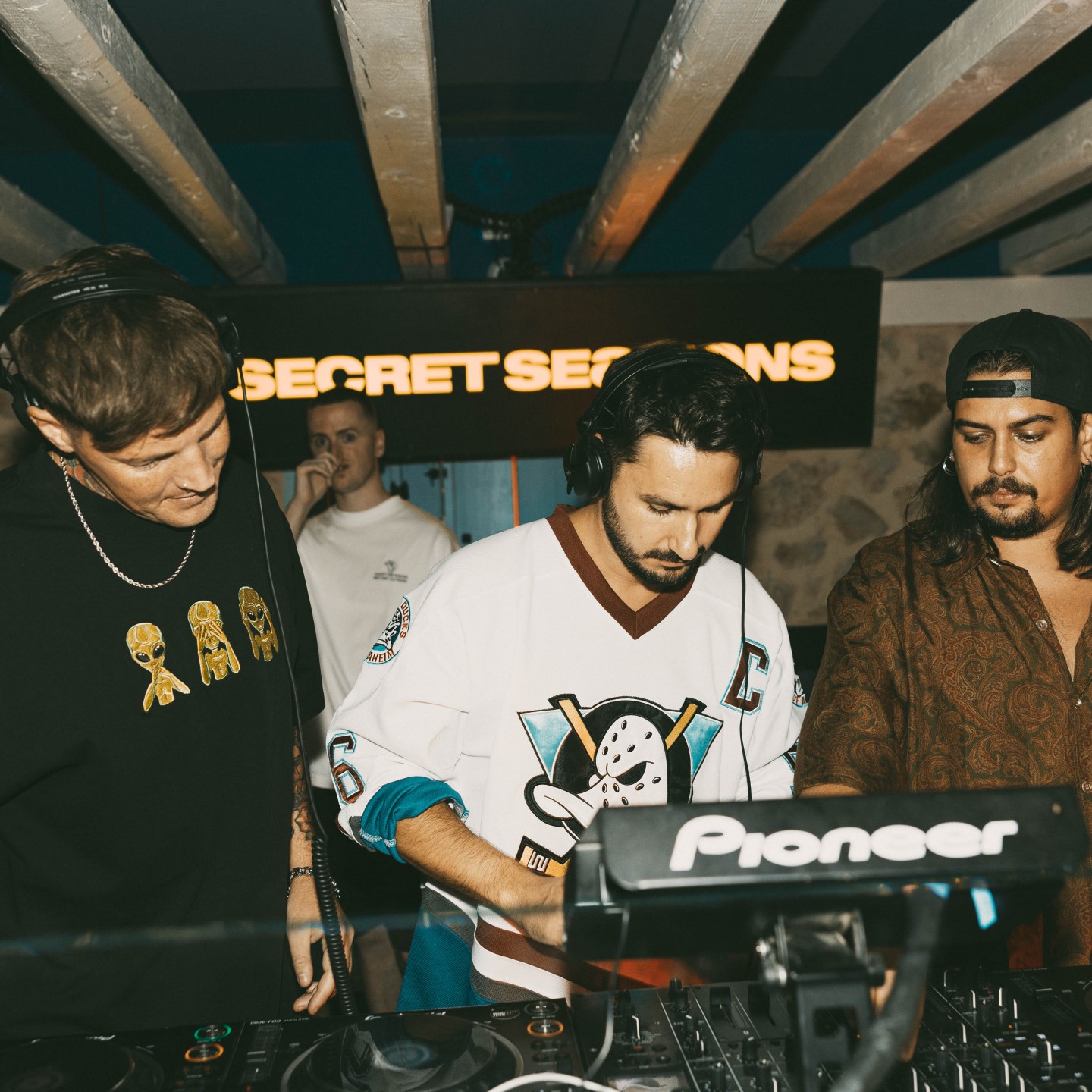 ACA (YU) · Artist Profile