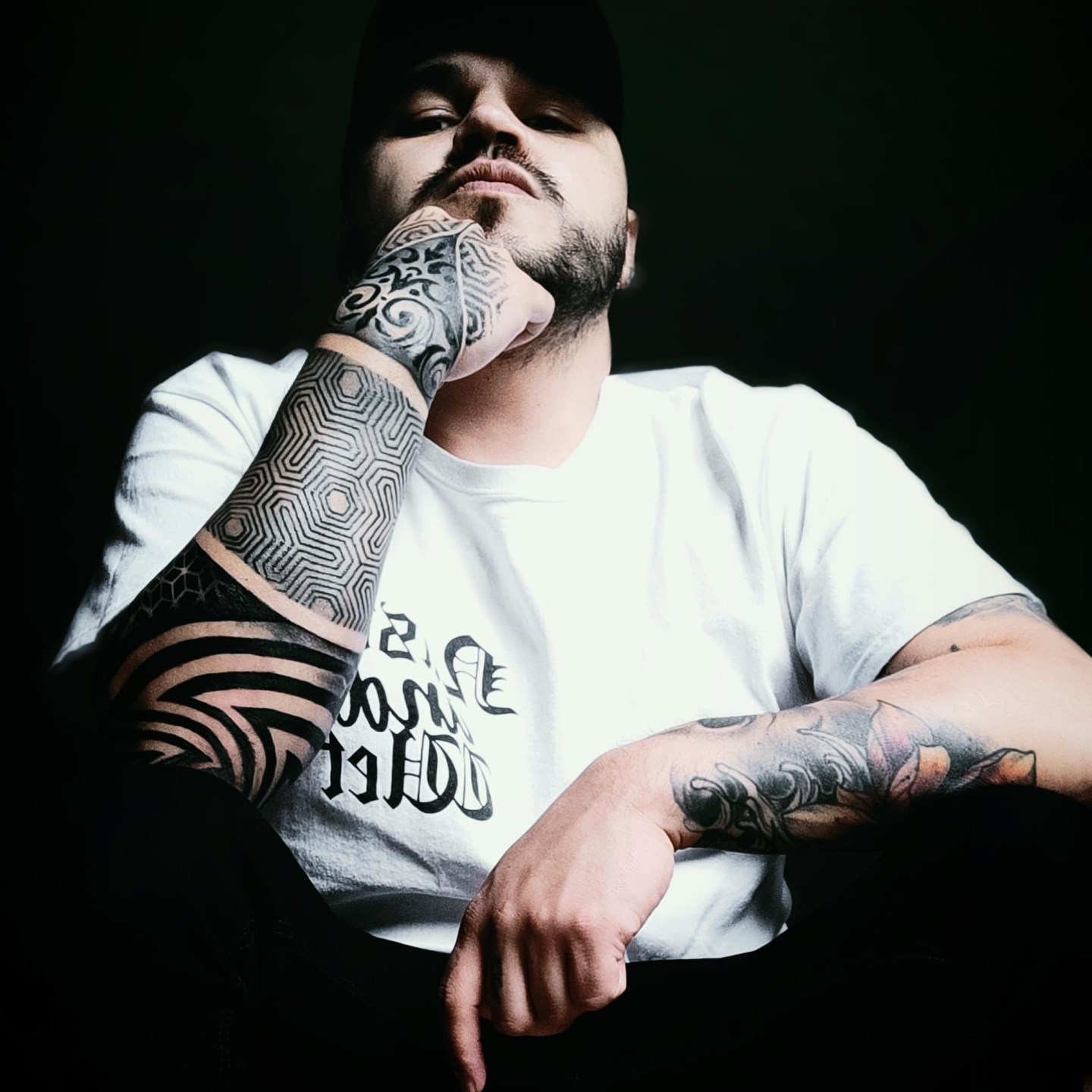 Adok · Artist Profile