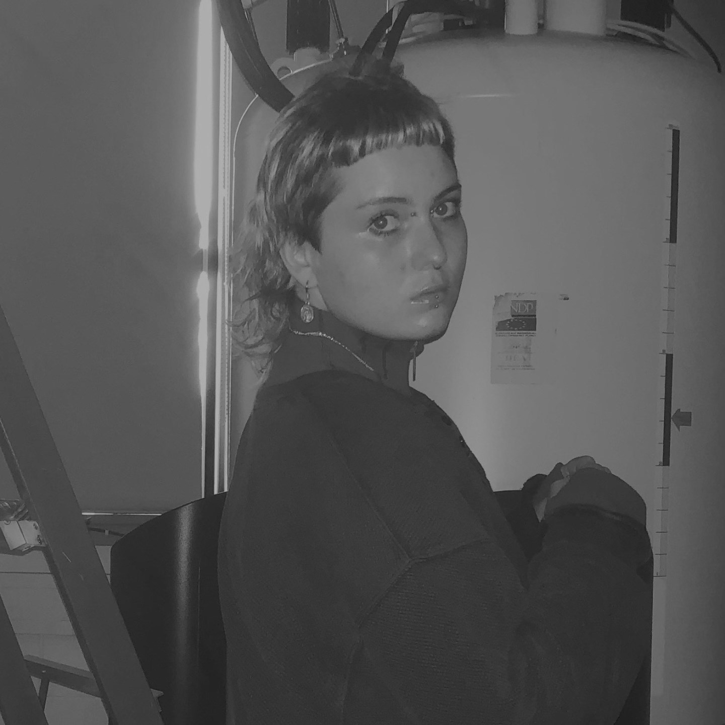 ADRIANA (4) · Artist Profile