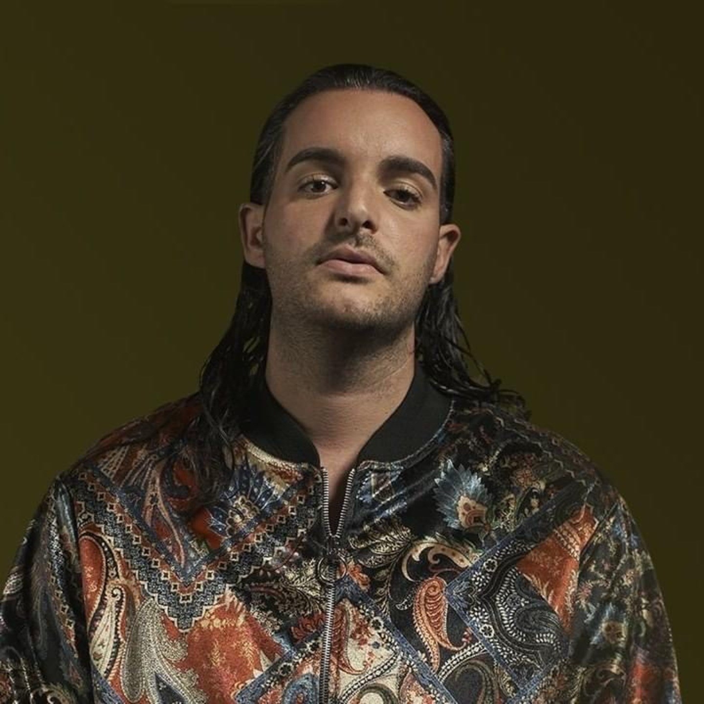 Adri Grajams · Artist Profile