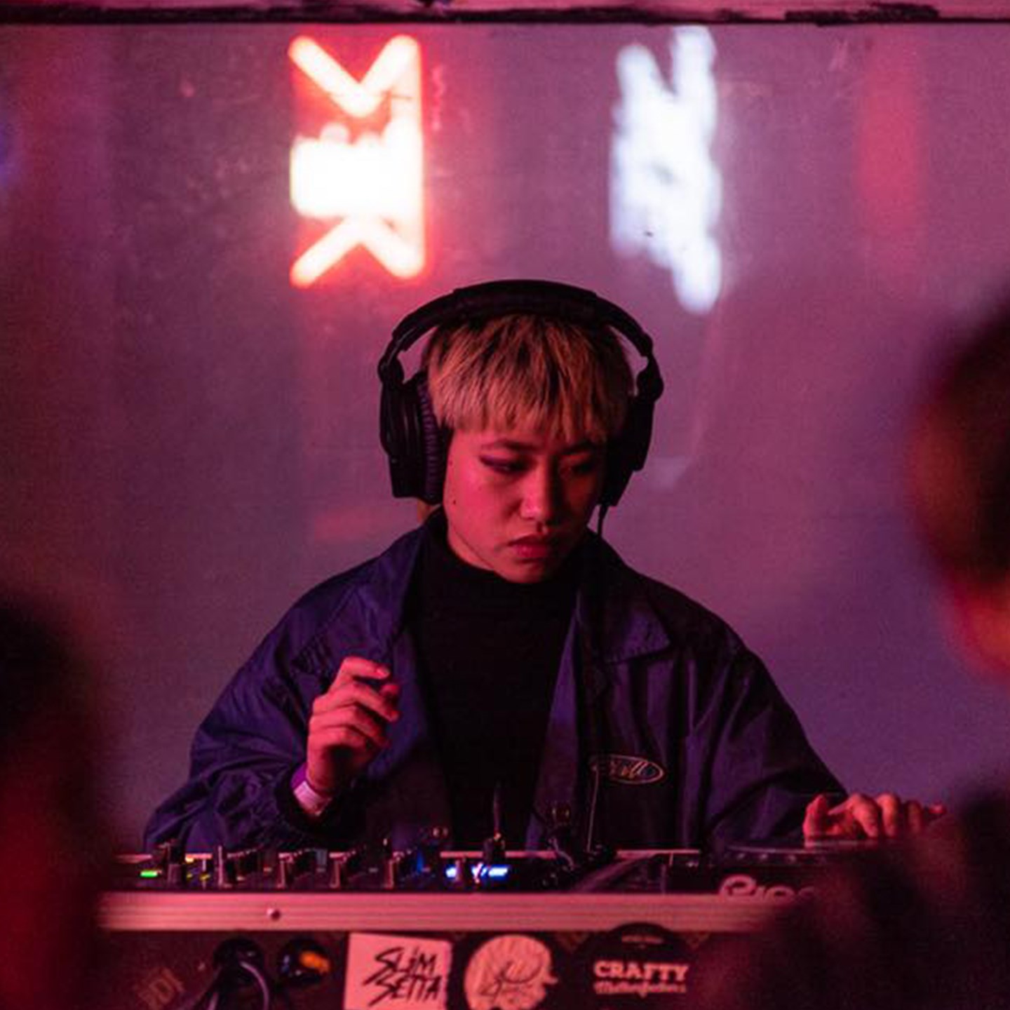 AHJU · Artist Profile