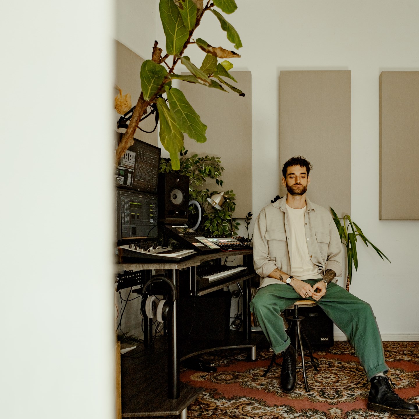 Alexis Roy · Artist Profile