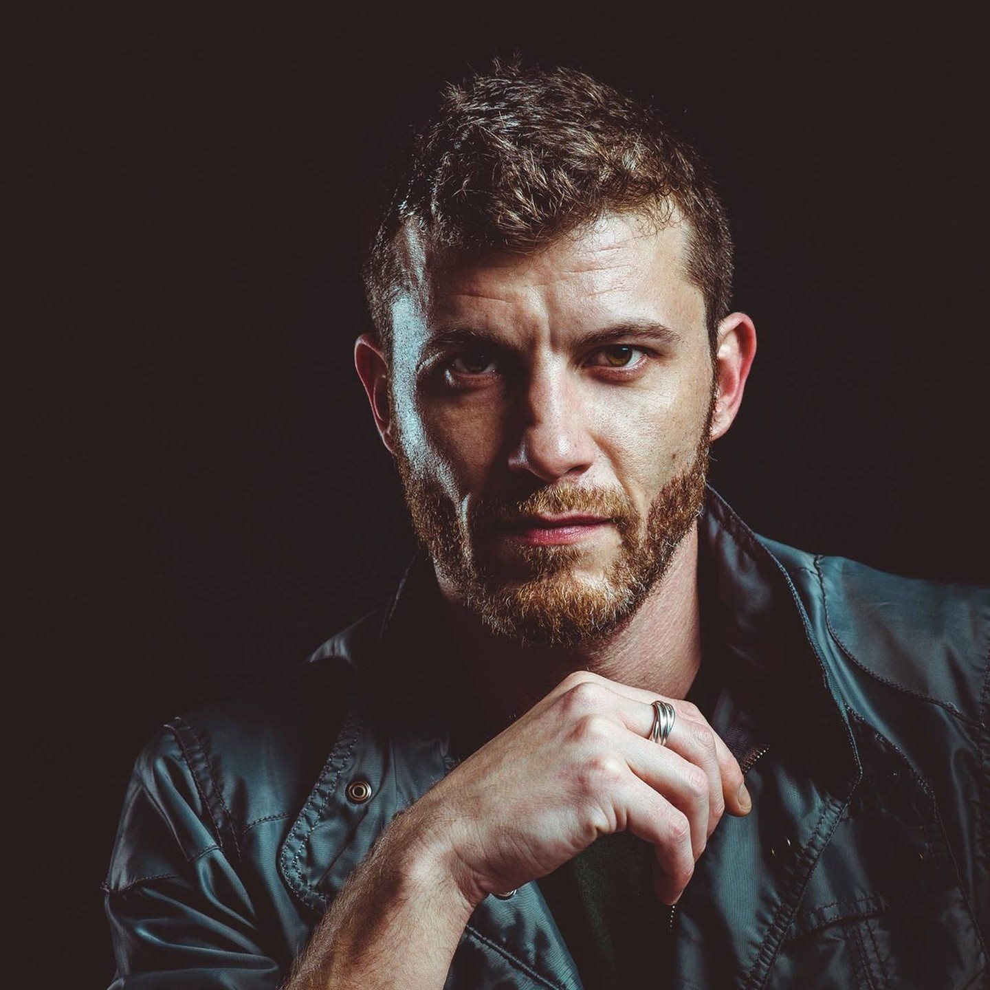 Alex Warp · Artist Profile