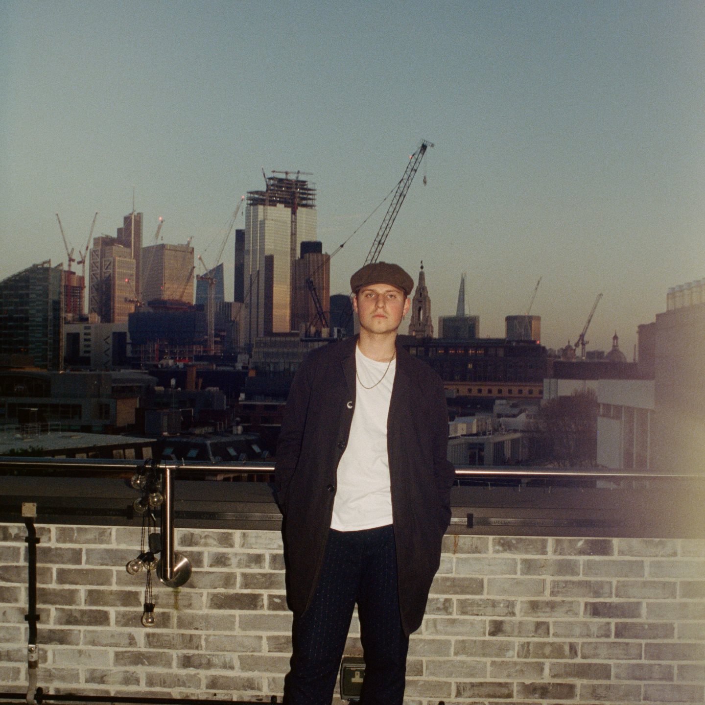 Alfredo Romero · Künstler*inprofil