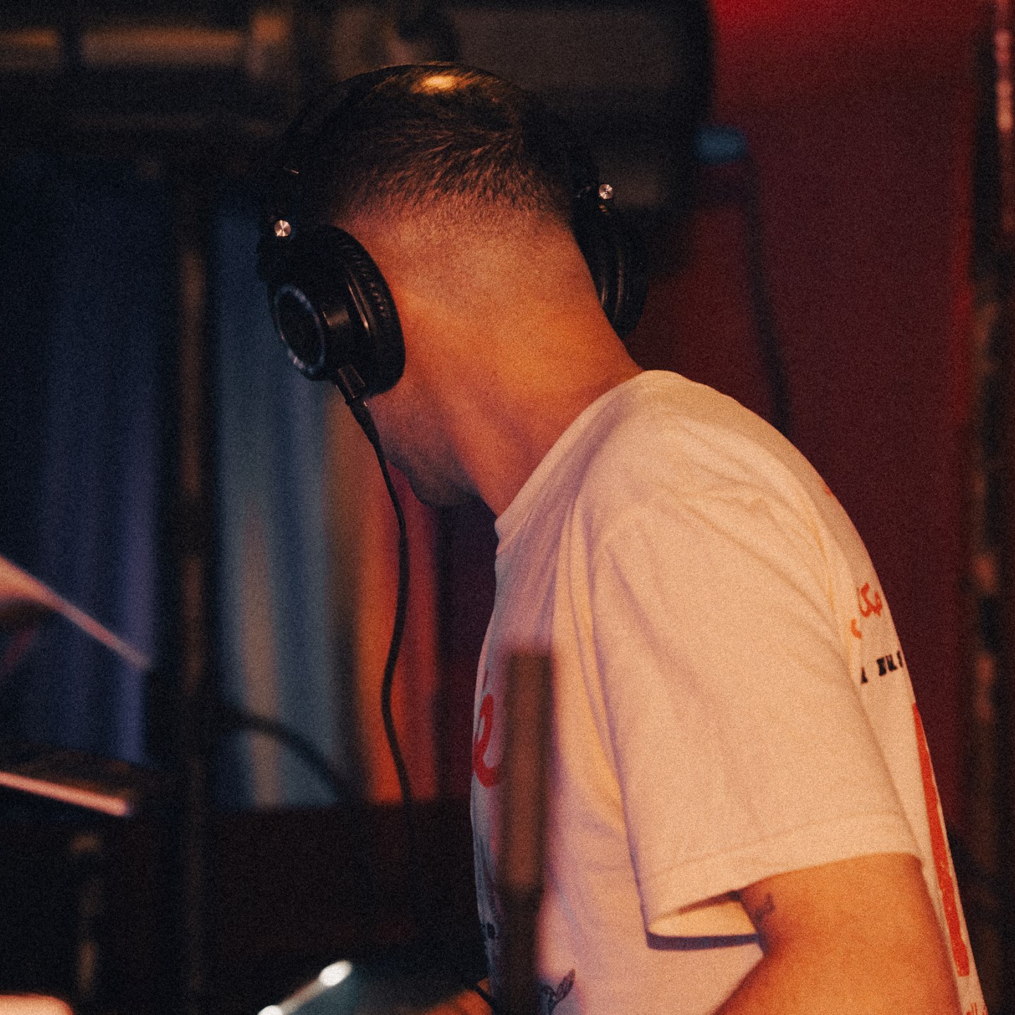 ALI IRL · Artist Profile