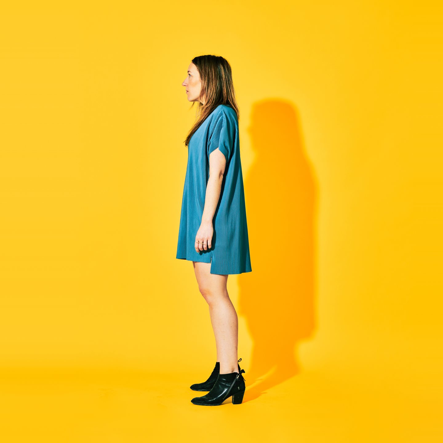 Allie Bell · Artist Profile