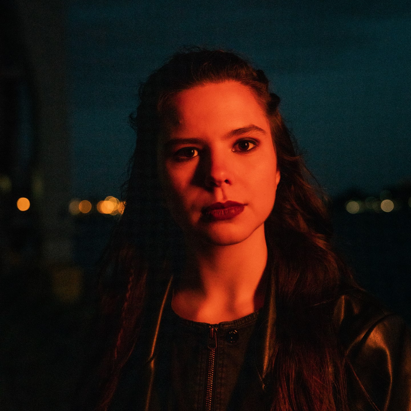 Amber Broos · Artist Profile