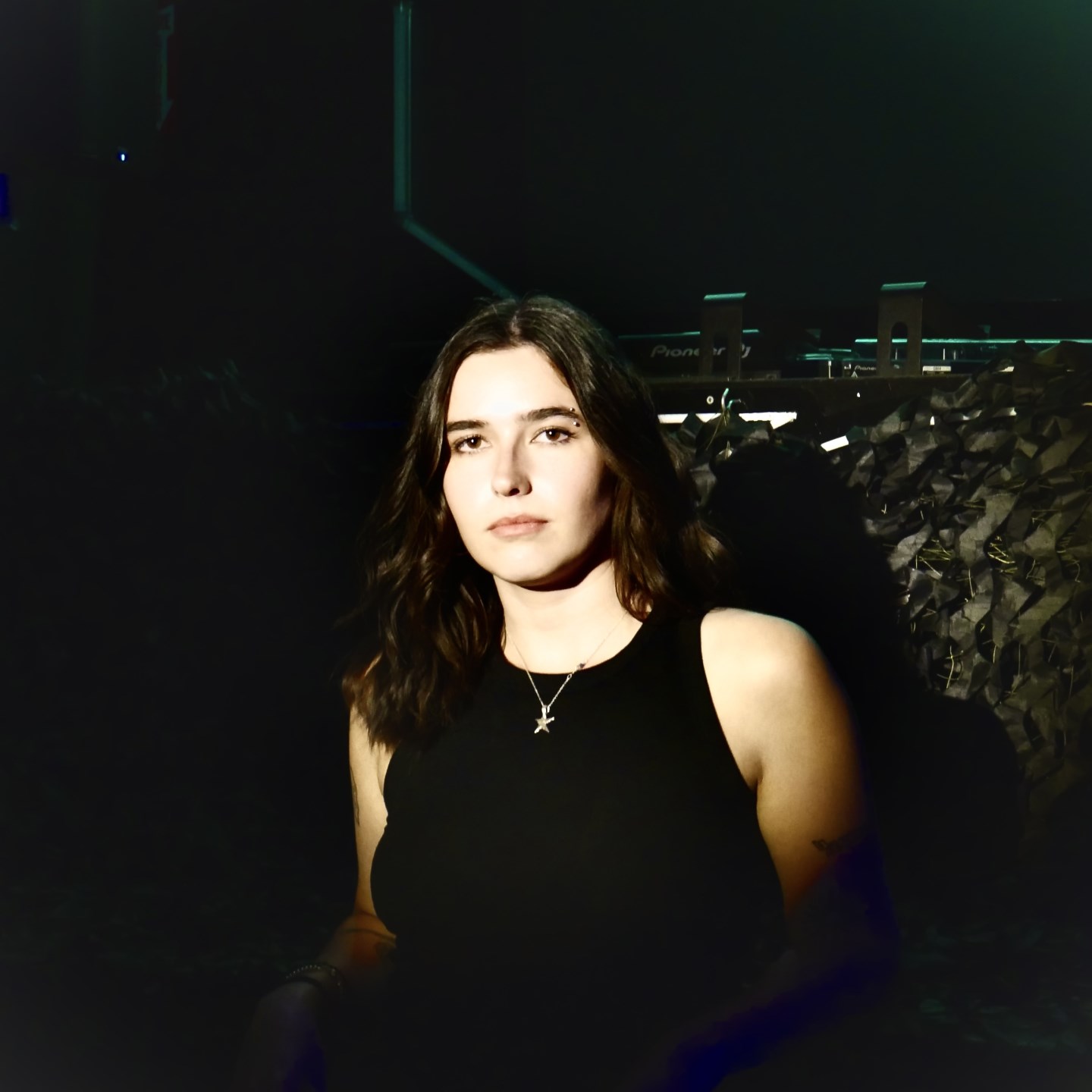 AMZEL · Artist Profile