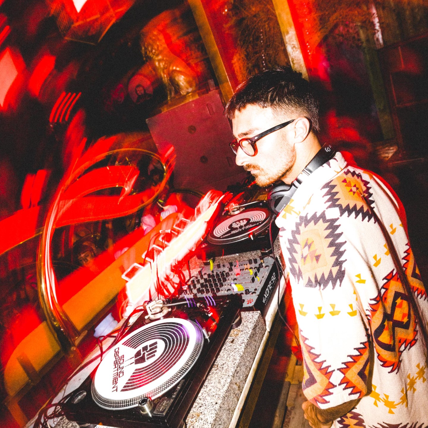 Andrew Lace · Artist Profile