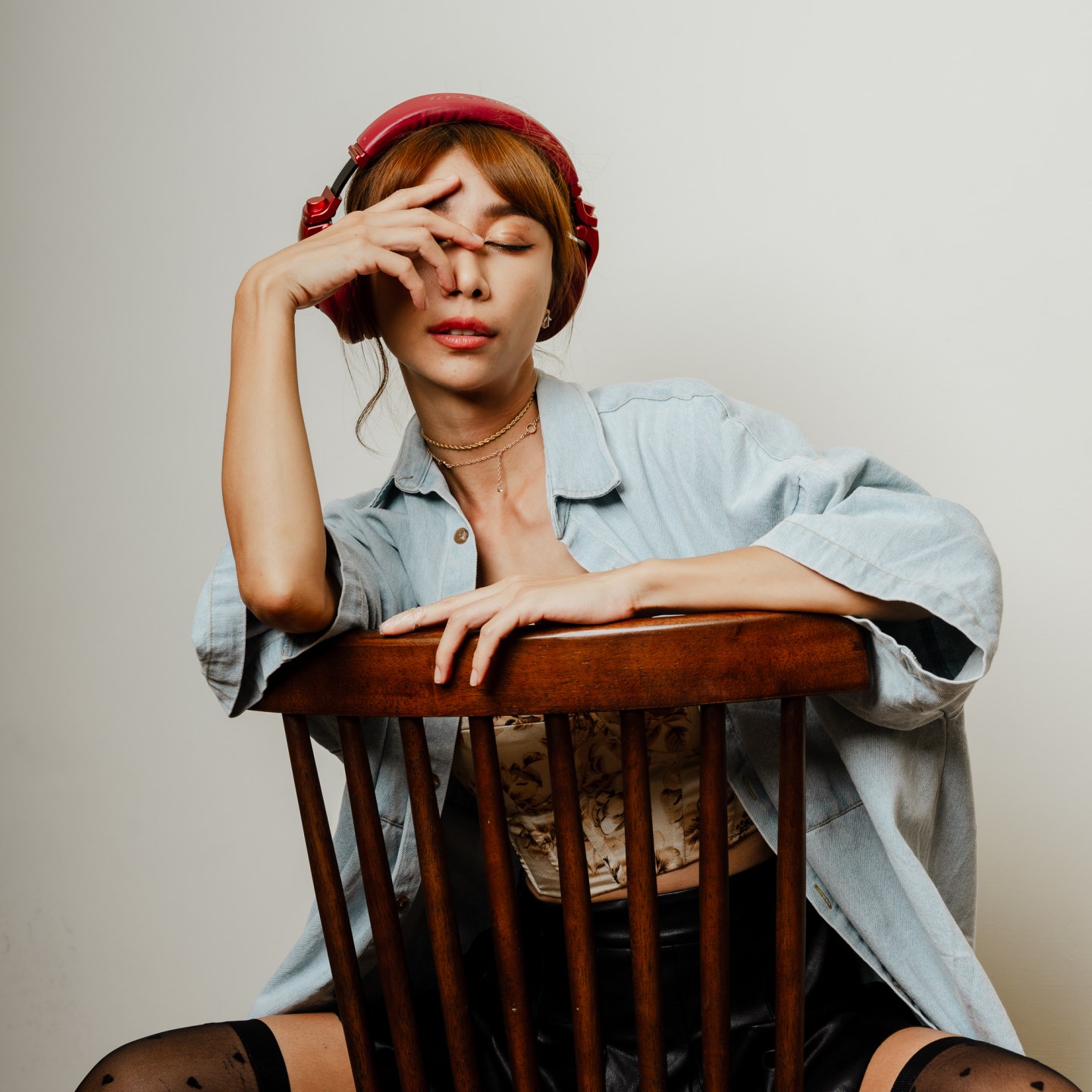 Angela BU · Artist Profile