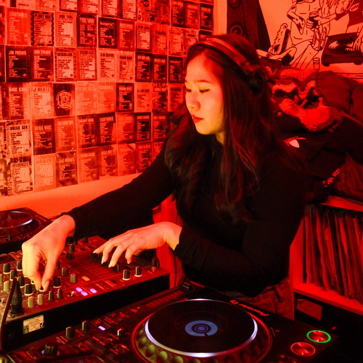 Anny (UK) · Artist Profile