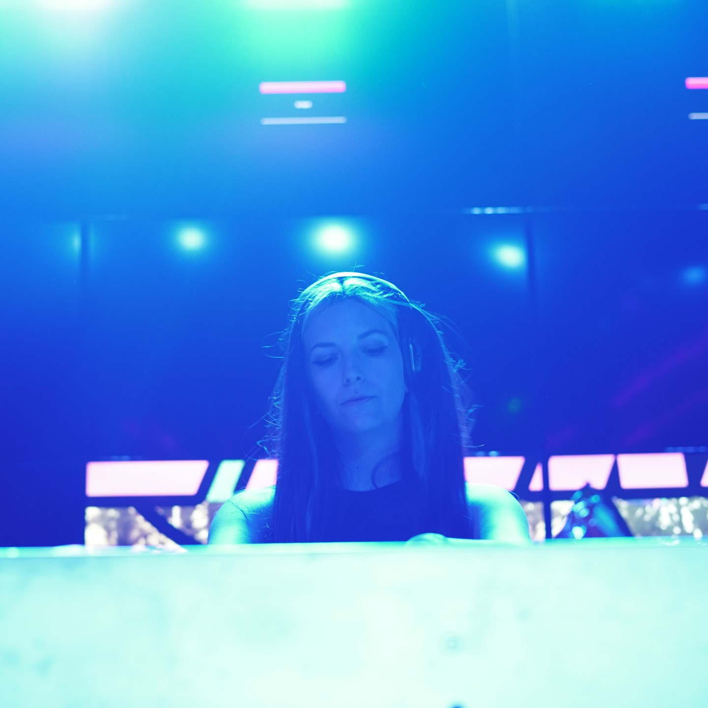 Ari Atari · Artist Profile