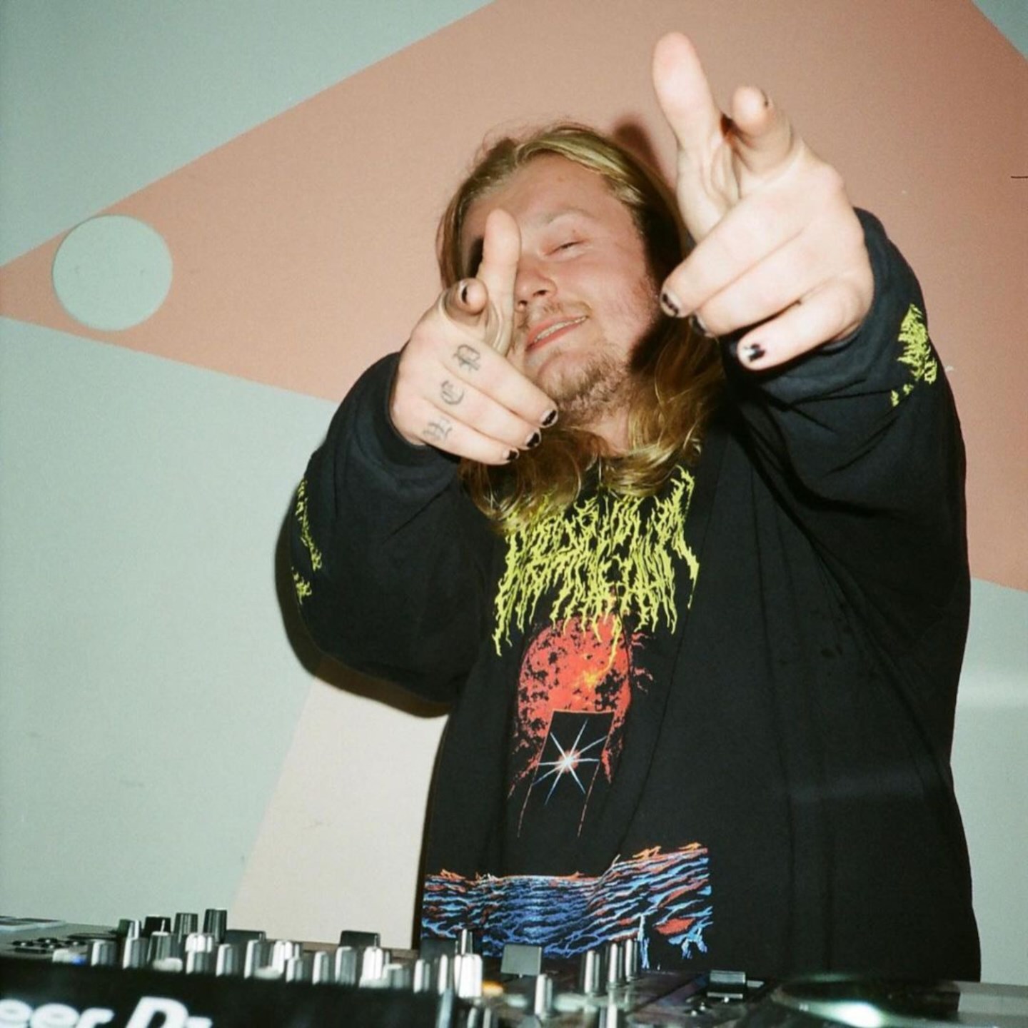 AZUCAR · Artist Profile