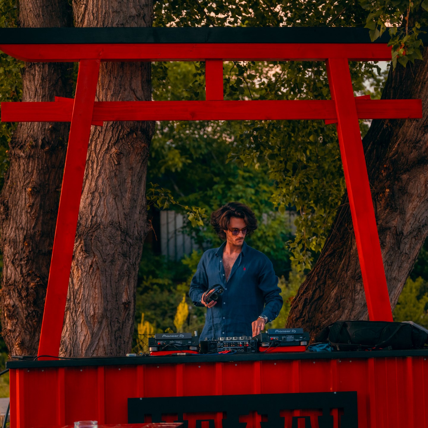 Baka · Artist Profile