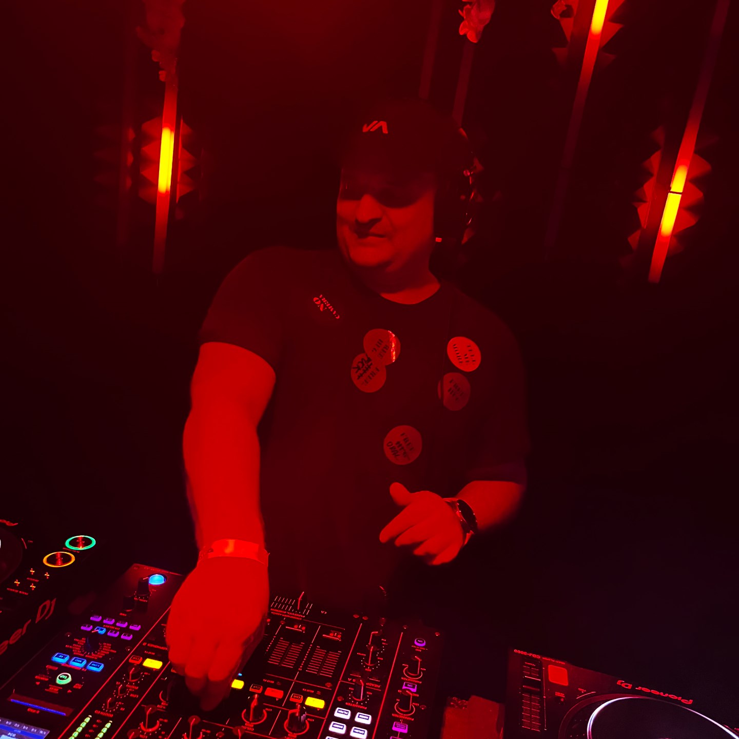 Bartosh · Artist Profile