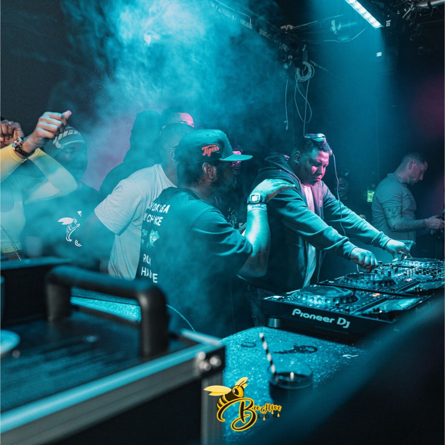 Beezo · Artist Profile