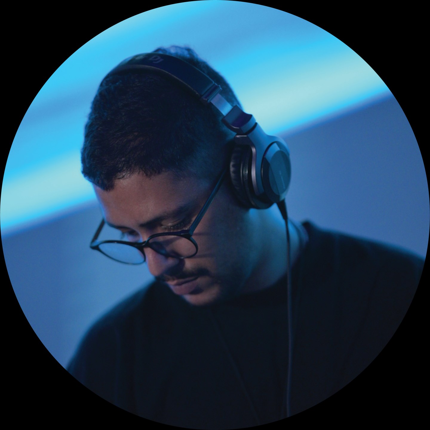 BEN MOON · Artist Profile