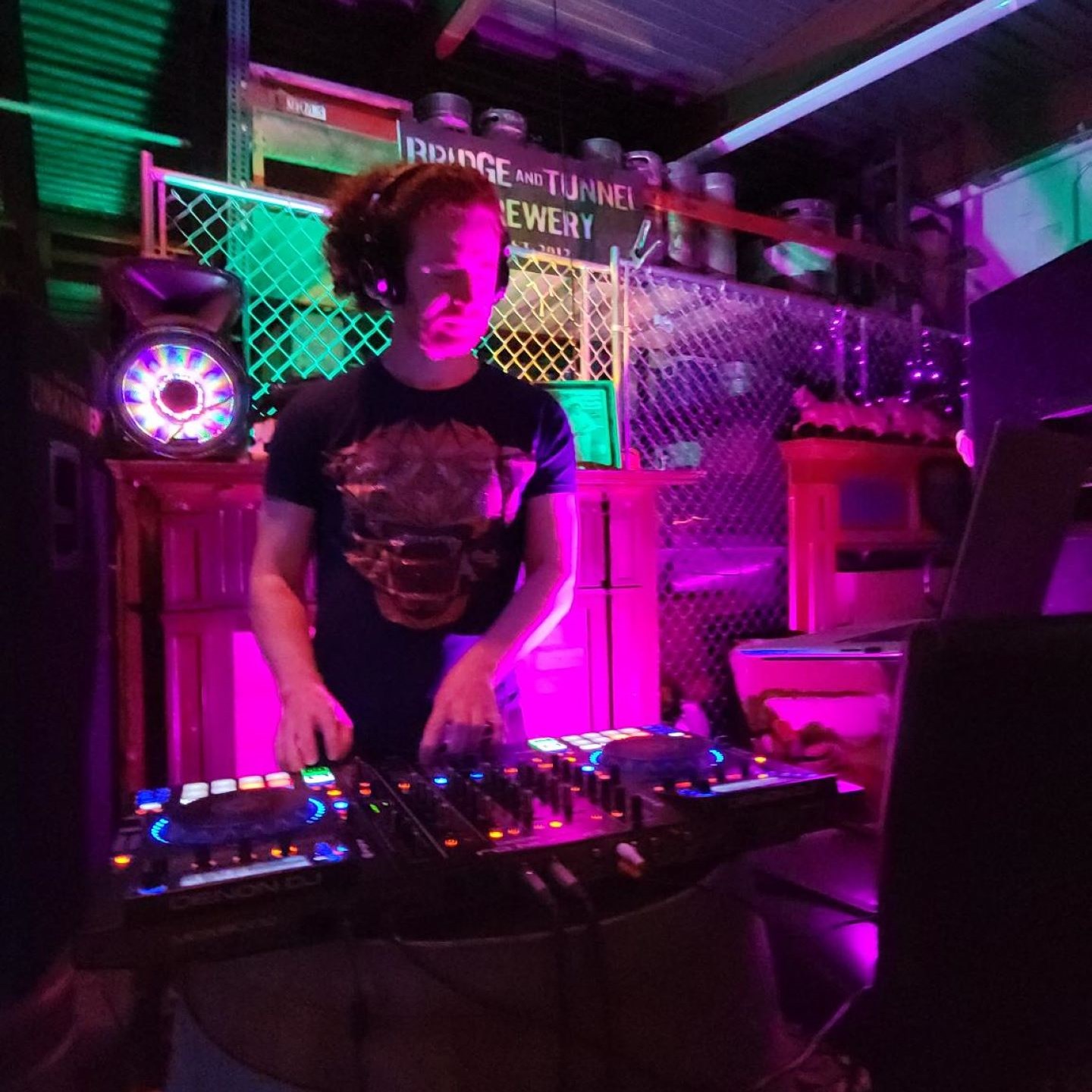 Big Red · Artist Profile