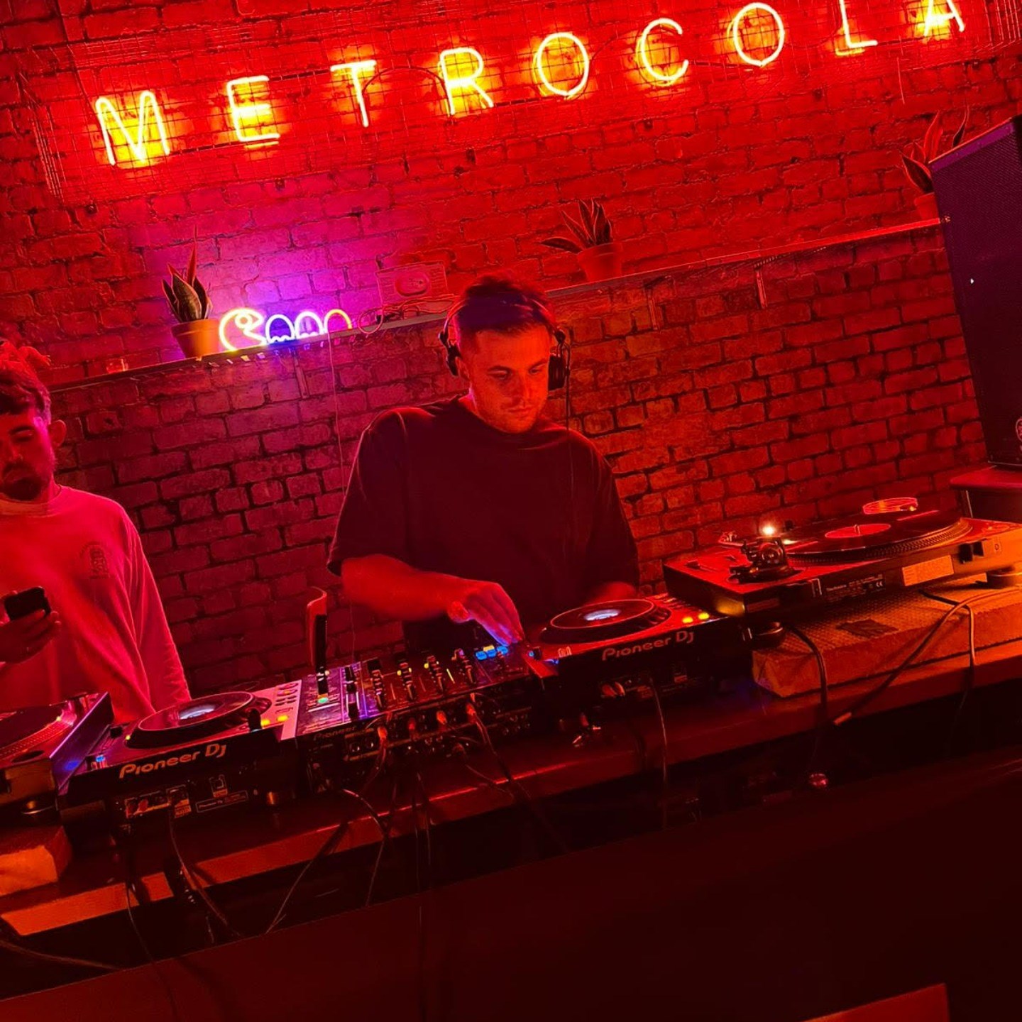 Bowes · Tour Dates & Tickets