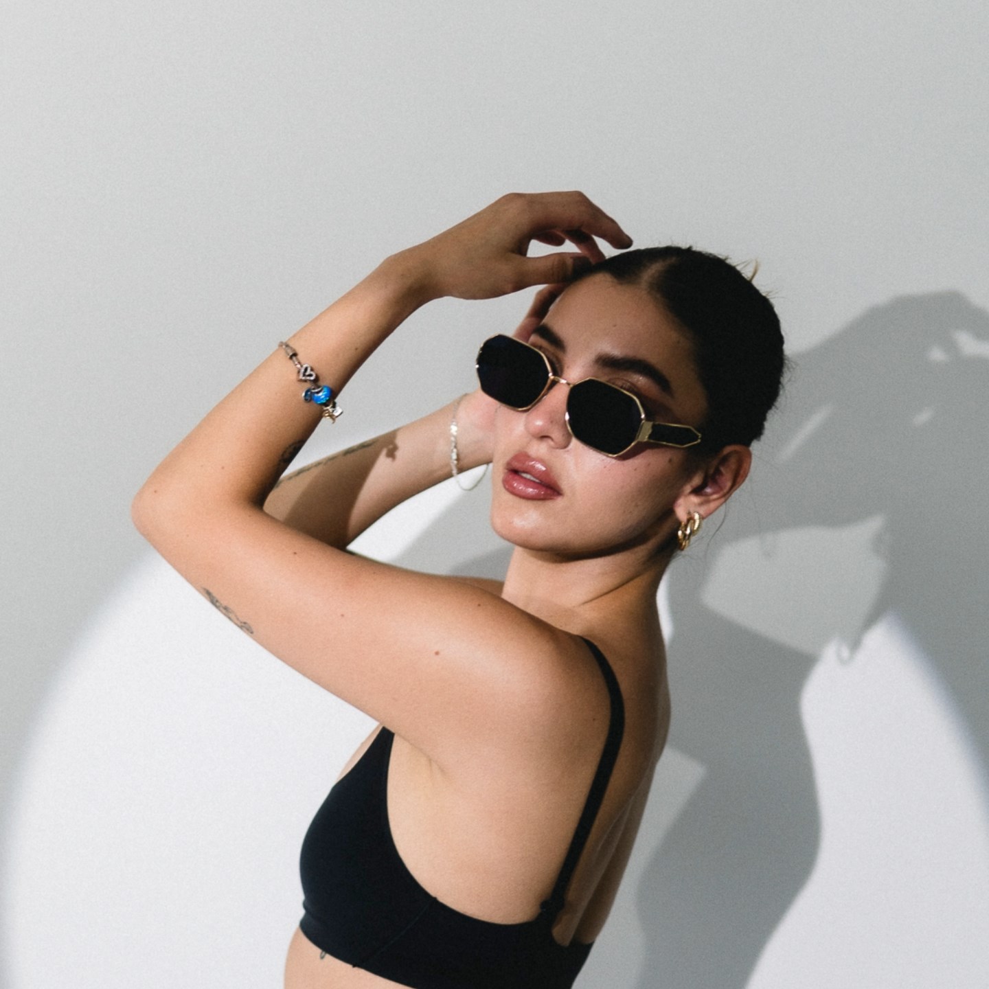 Bruja de Mentira · Artist Profile