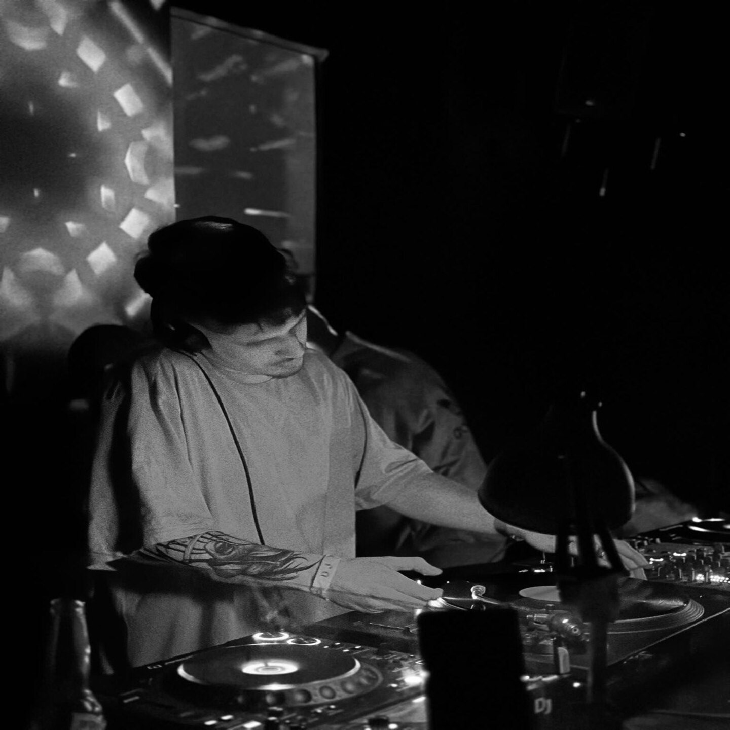 cablu · Artist Profile