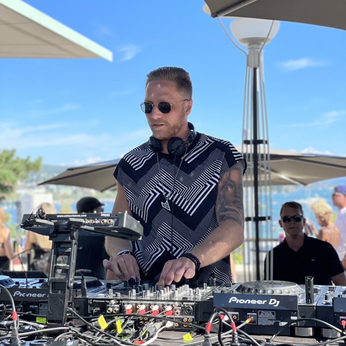 Capt'n · Artist Profile