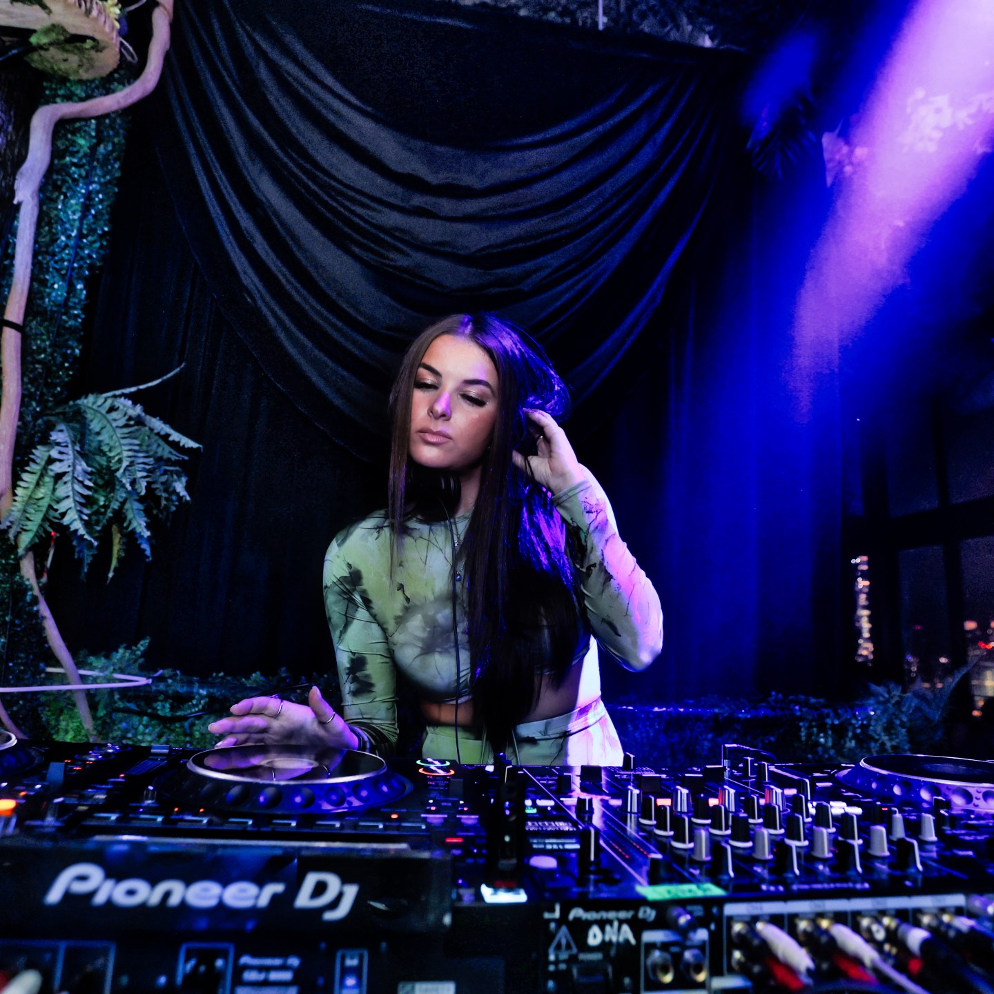 CEBULA · Künstler*inprofil