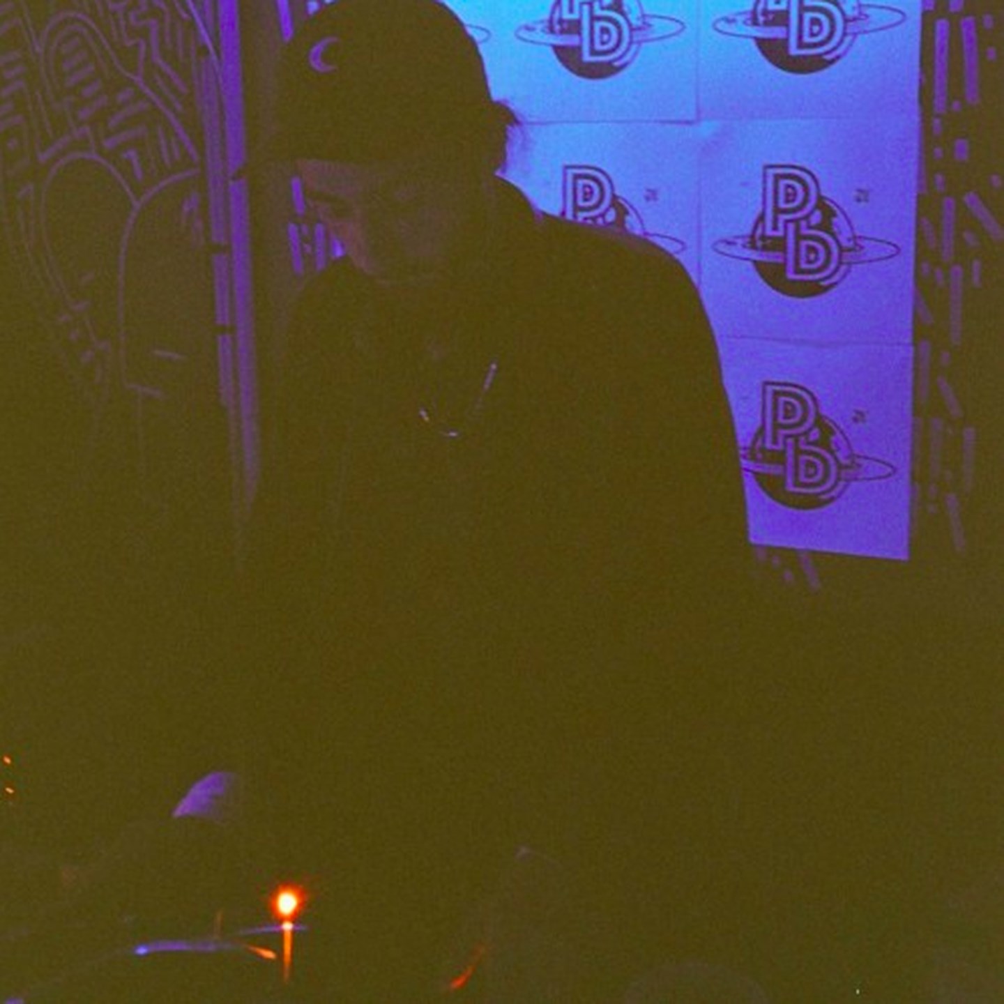 Chinichi · Biography