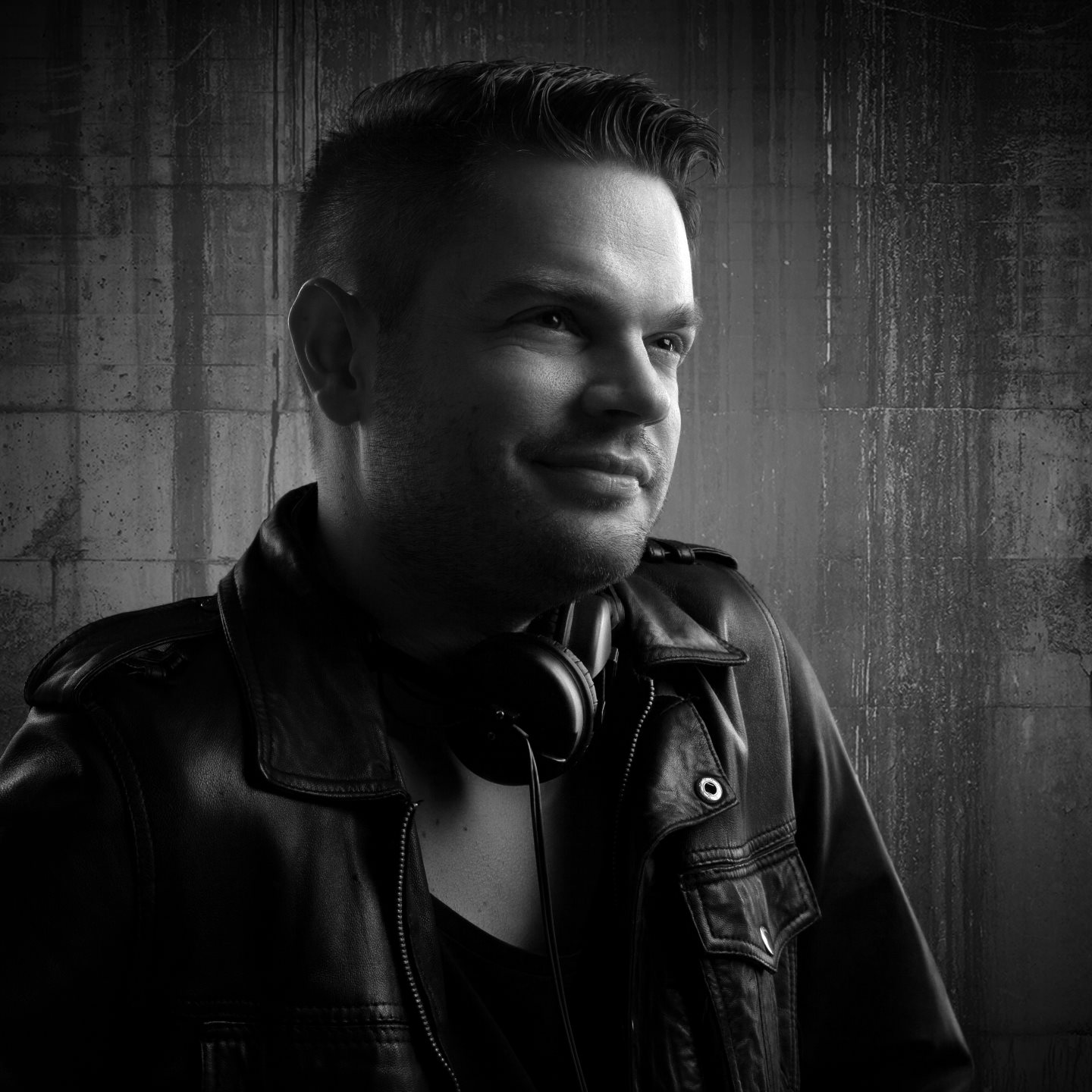 Chris Veron · Artist Profile