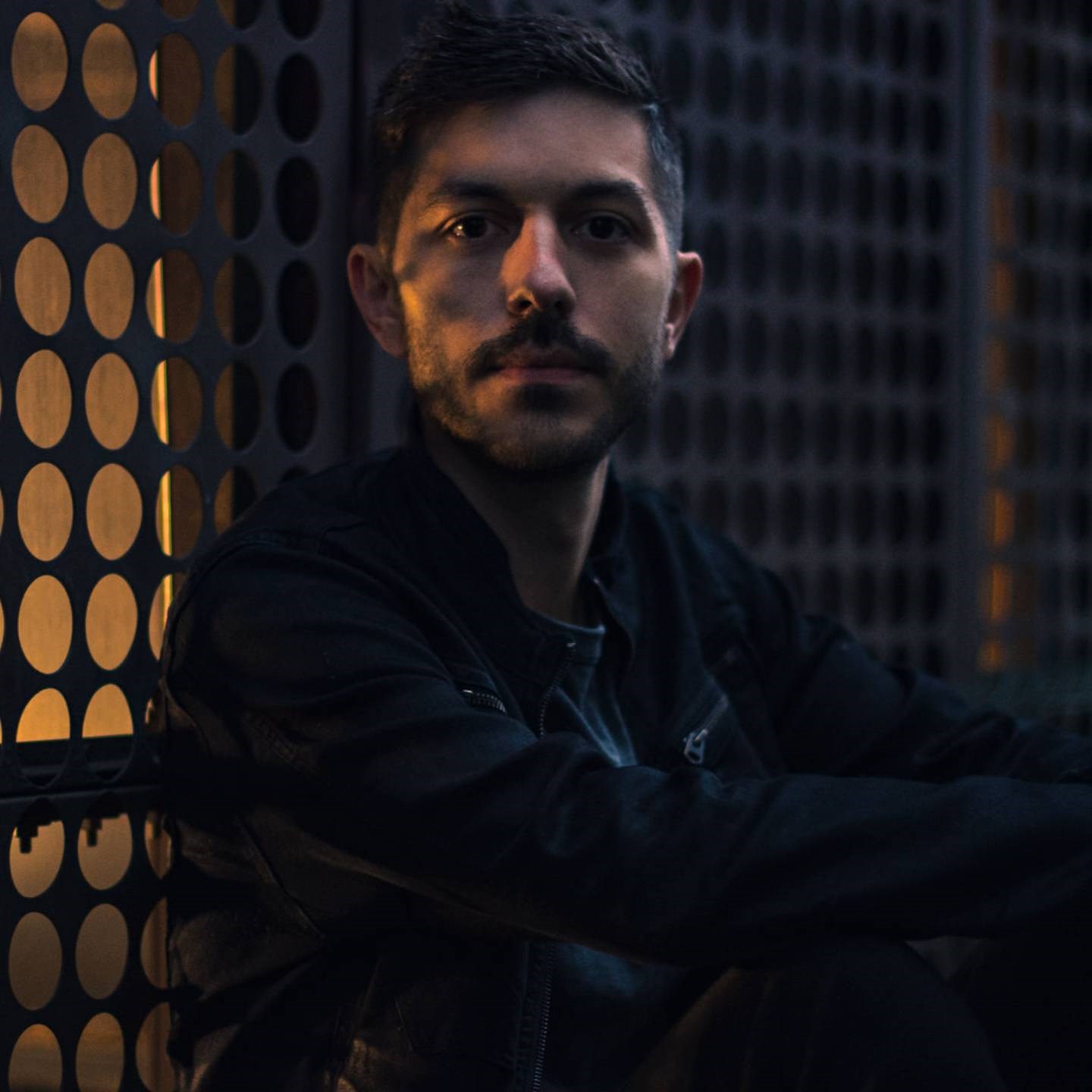 Damienn · Artist Profile