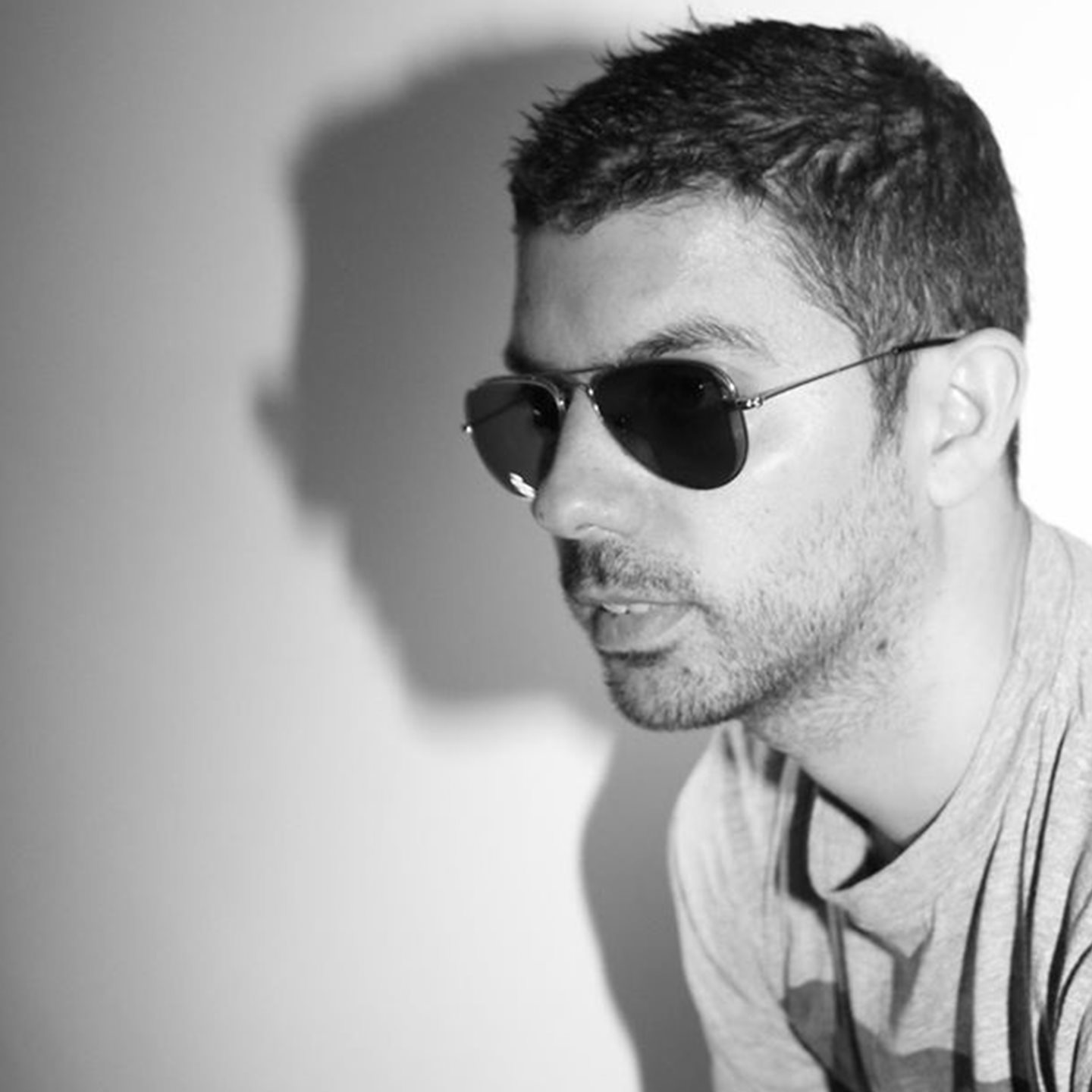 Damon Grey · Artist Profile