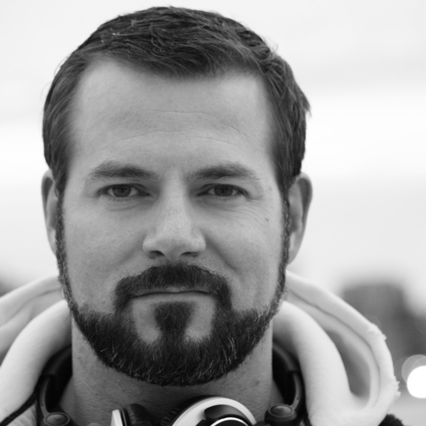 Dan Darlington · Biography