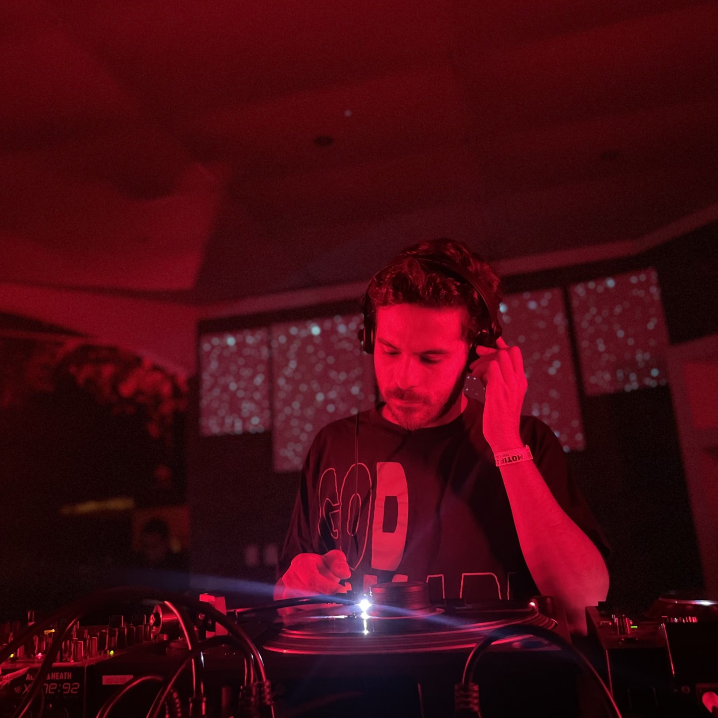 Daniel Aguilar · Biography