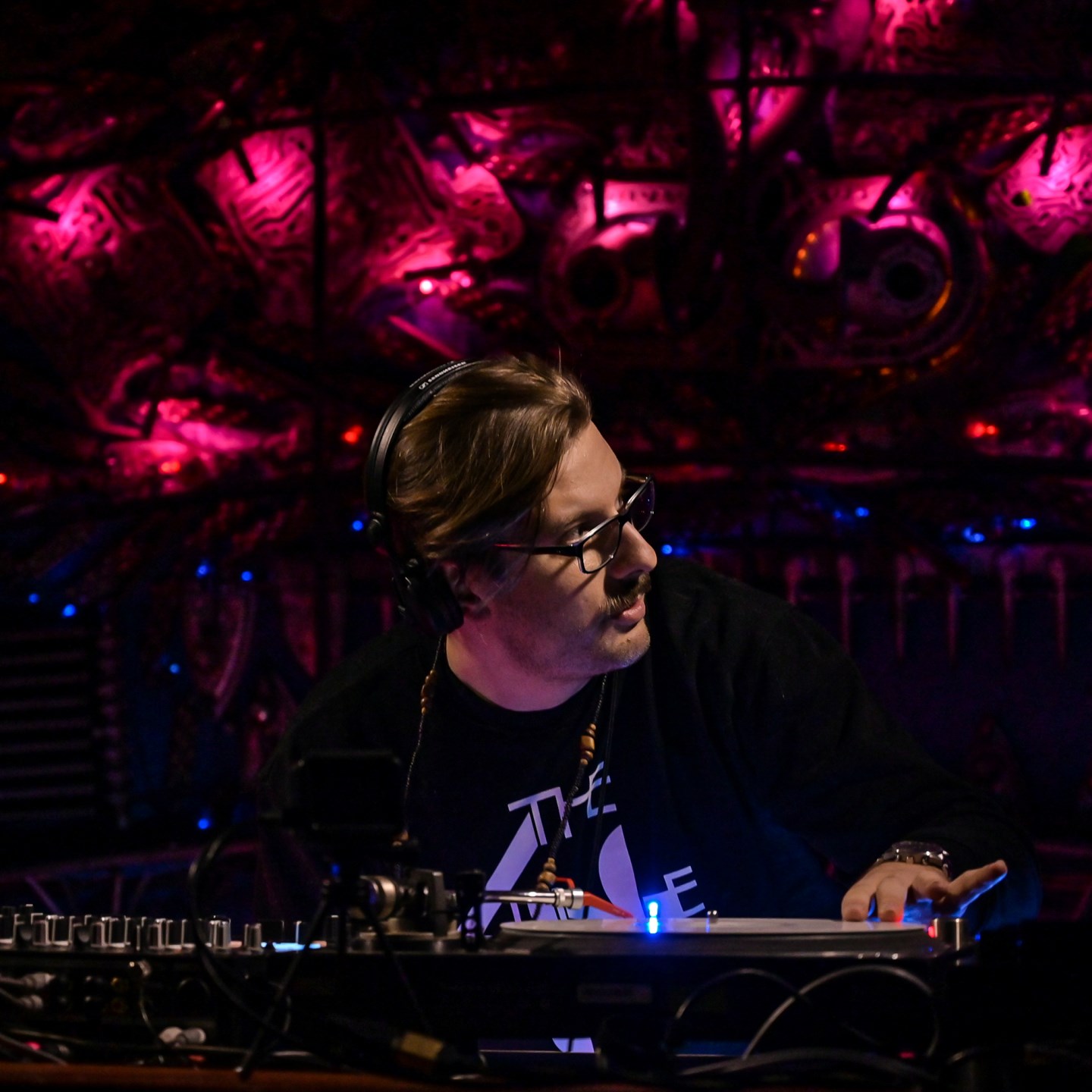 Daniel Neighbour · Artist Profile