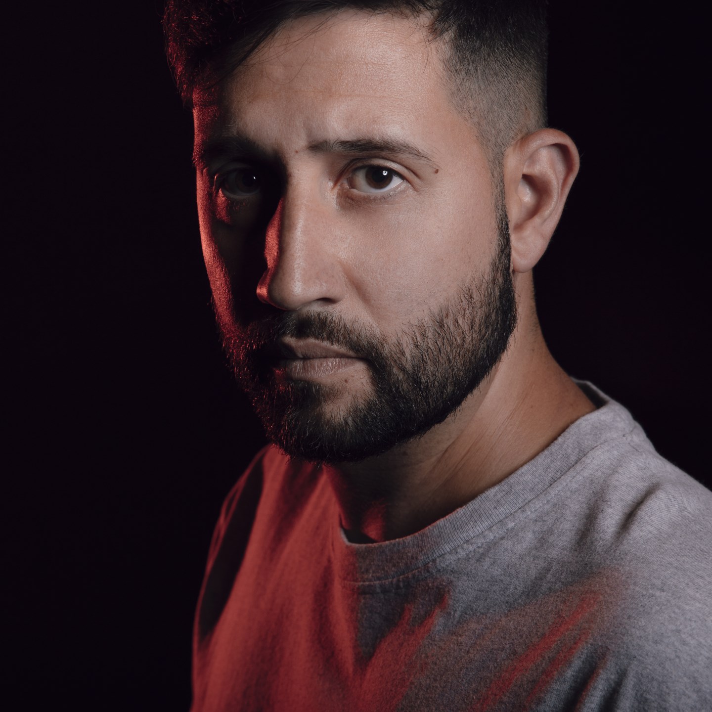 Danny B - Es · Artist Profile