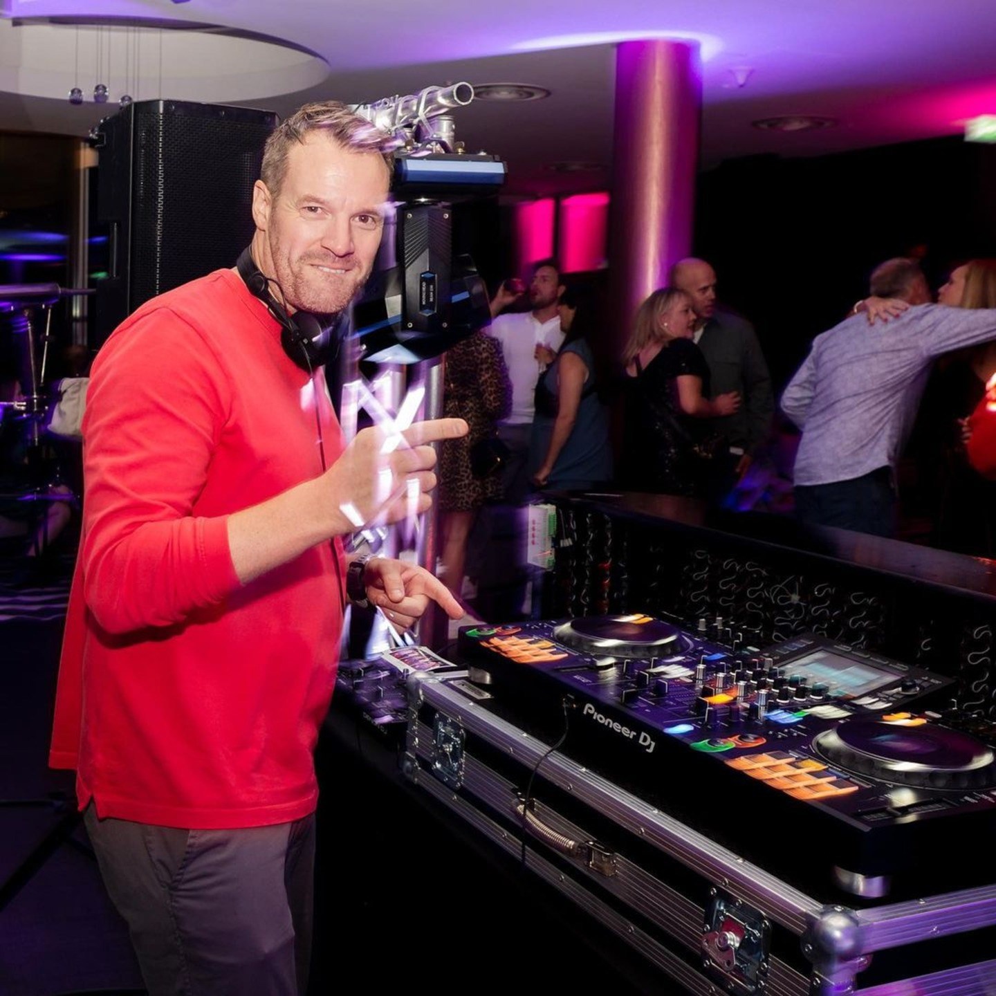 Danny Jarvis · Artist Profile