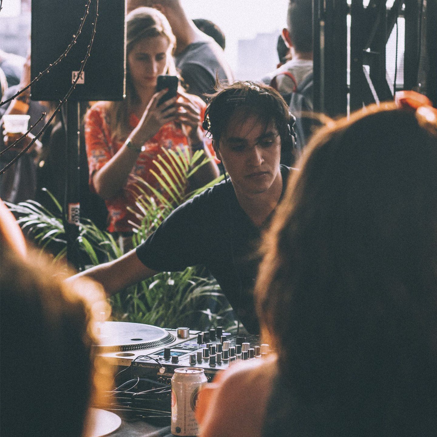 Dany E · Artist Profile