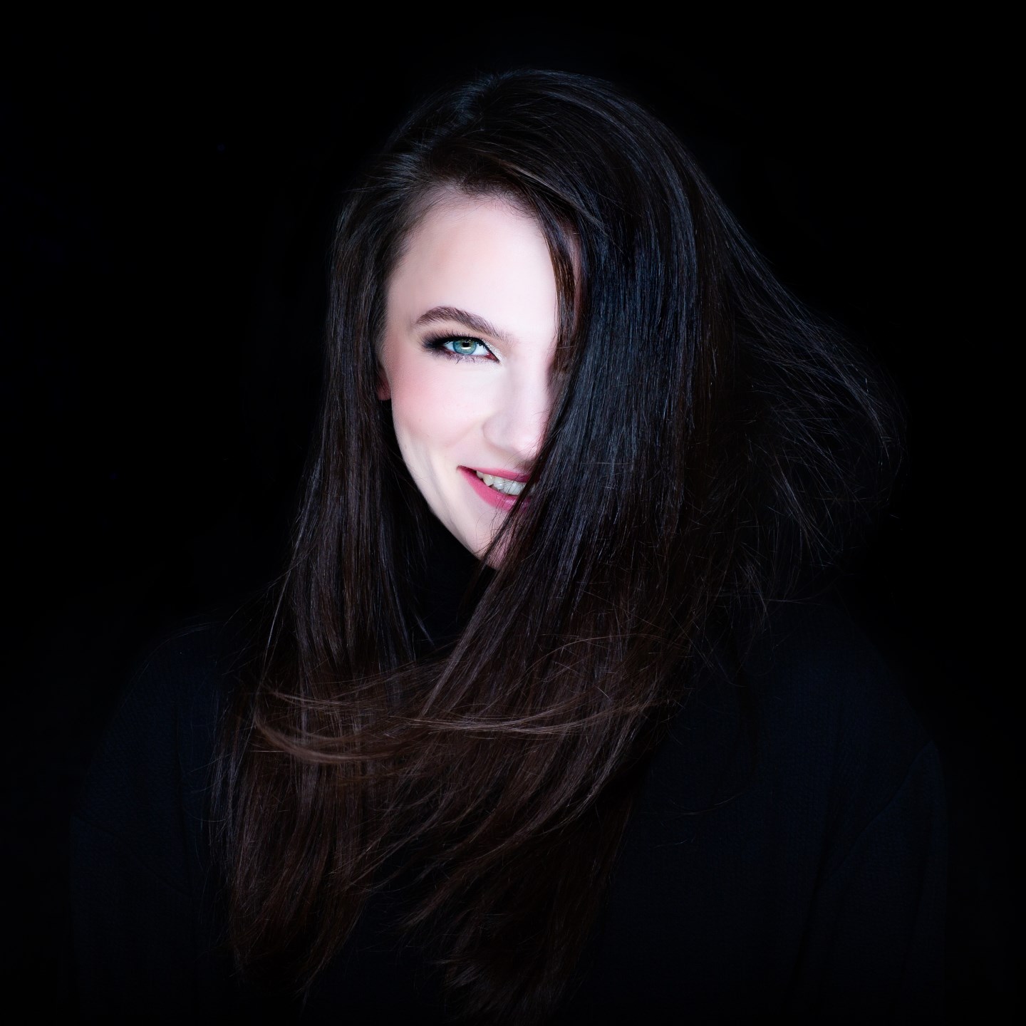 DARIA (2) · Artist Profile